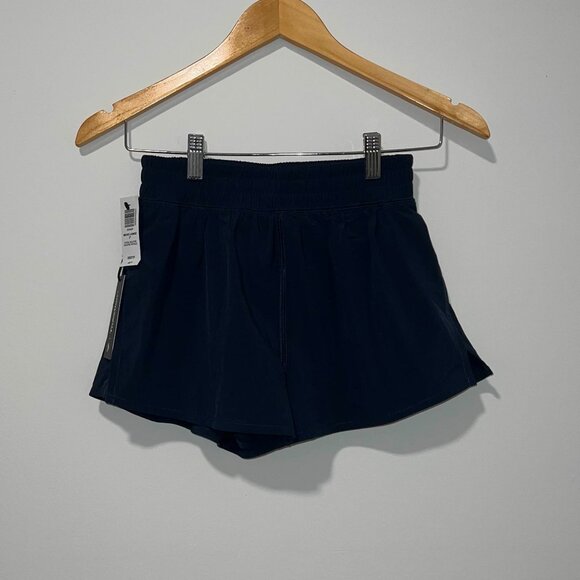 TNA | Shorts | Aritzia Tna Move Lunge Short | Poshmark